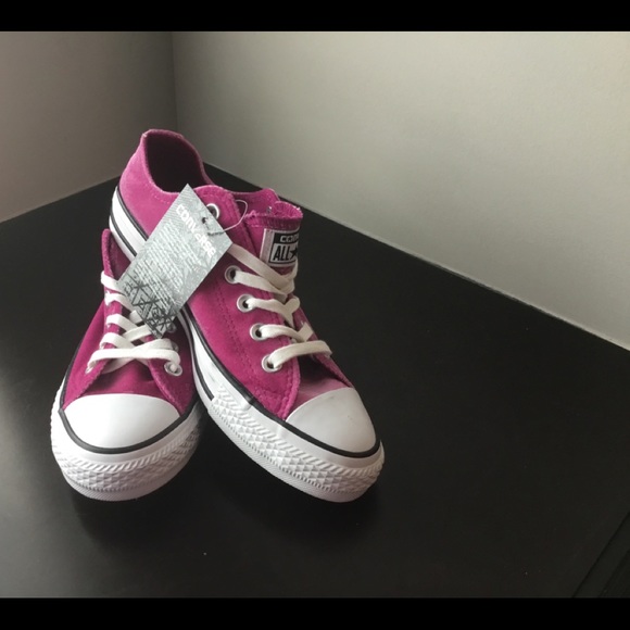 Converse | Shoes | New Converse All Star Chuck Taylor Pink Velvet ...